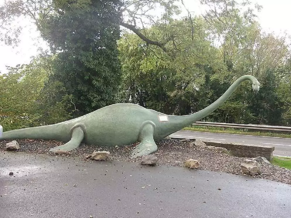 Skulpturë kushtuar Nessie.