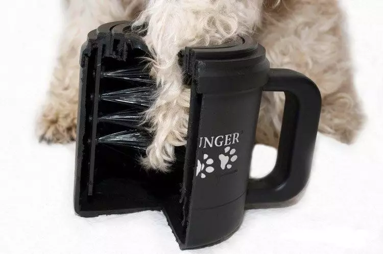 Taza para lavar patas para perros