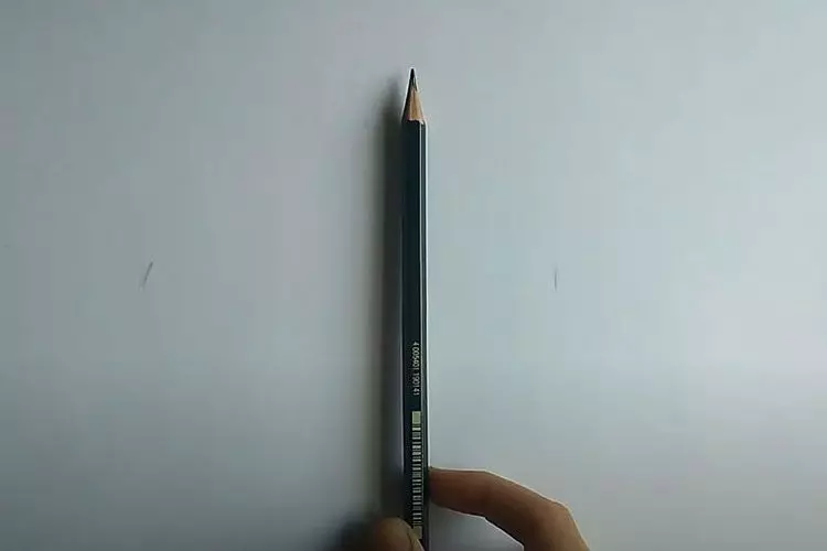 Олівець і папір